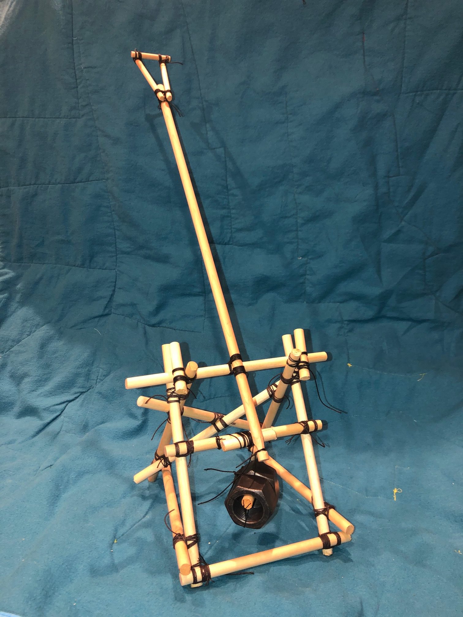 Trebuchet Trouble: A Miniature Pioneering Project – Guides4Guides.org